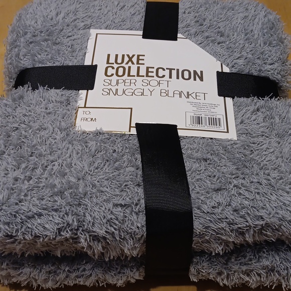 Luxe | Other | Buy Get 1 Free Super Luxe 5 X 60 Blanket Gray Blue Nwt ...